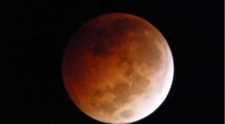 The Blood Moon Rises in Several Areas Across the Globe! - WeatherNation